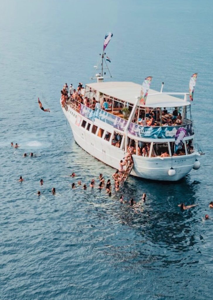 CAPTAIN’S BOAT PARTY – Waterworld Croatia